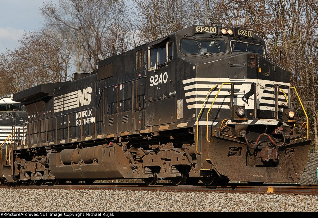 NS 9240